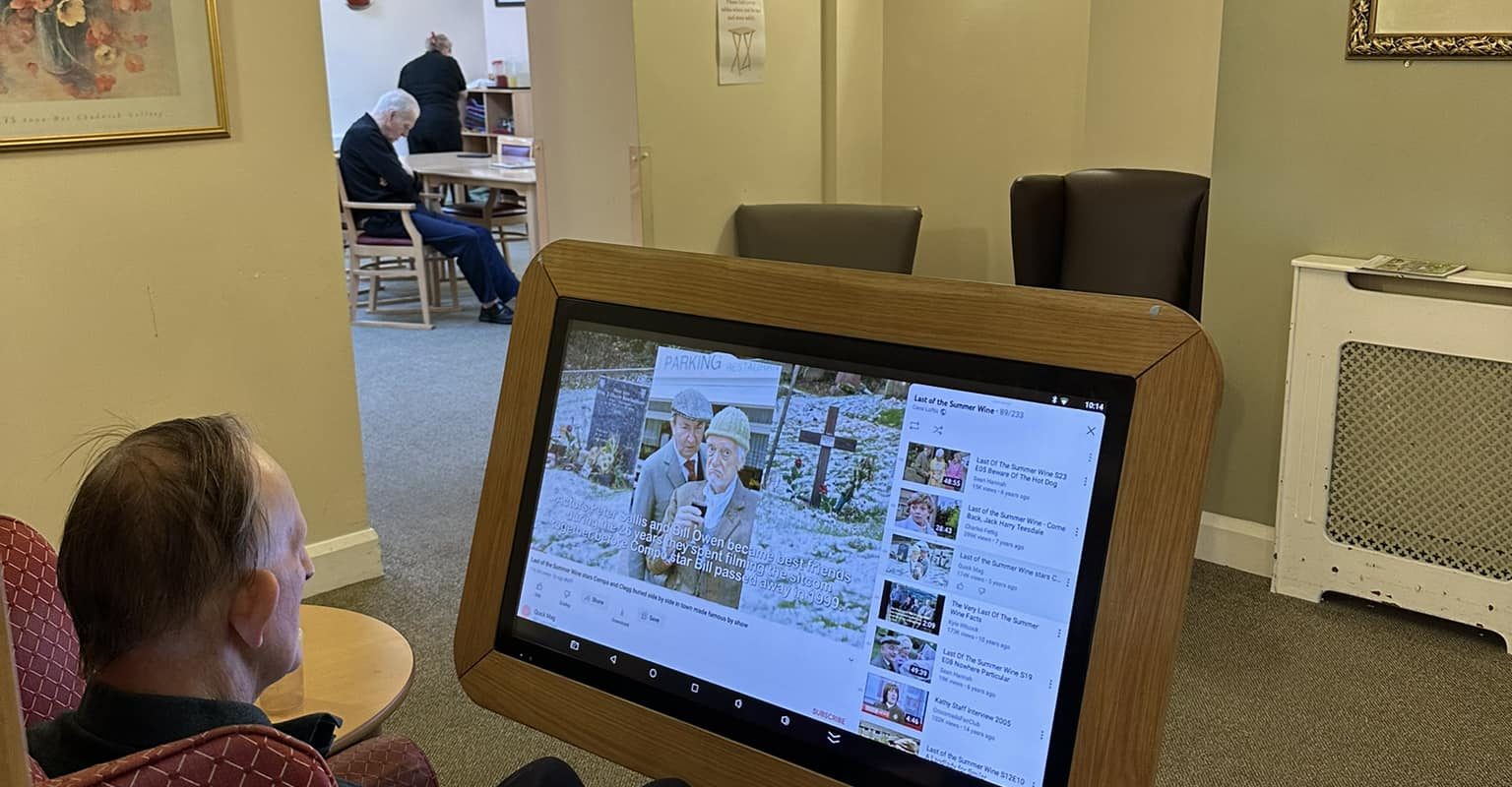 Exploring the Benefits of Interactive Tablet Technology for residents ...